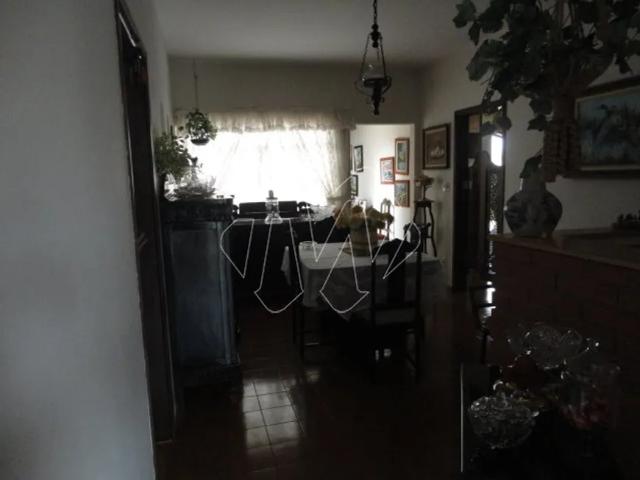 Venda de Casas / Padrão na cidade de Araraquara