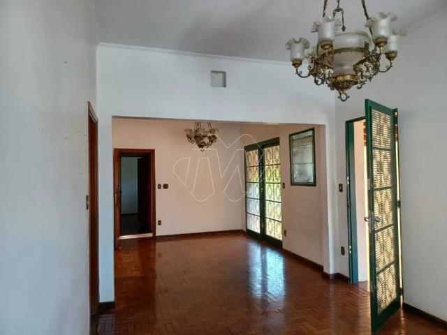 Venda de Casas / Padrão na cidade de Araraquara
