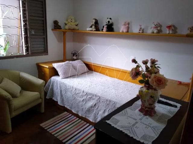 Venda de Casas / Padrão na cidade de Araraquara