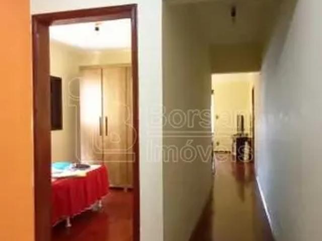Venda de Casas / Padrão na cidade de Araraquara