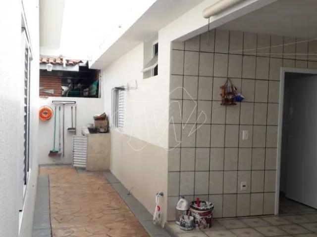 Venda de Casas / Padrão na cidade de Araraquara