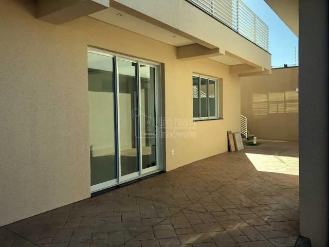 Venda de Casas / Padrão na cidade de Araraquara