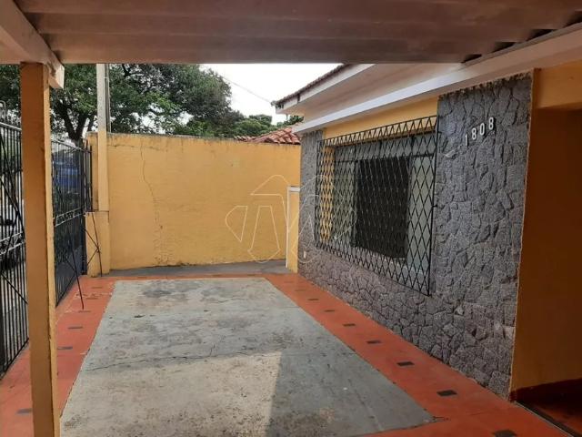 Venda de Casas / Padrão na cidade de Araraquara