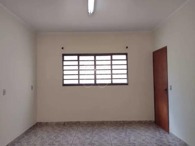Venda de Casas / Padrão na cidade de Araraquara