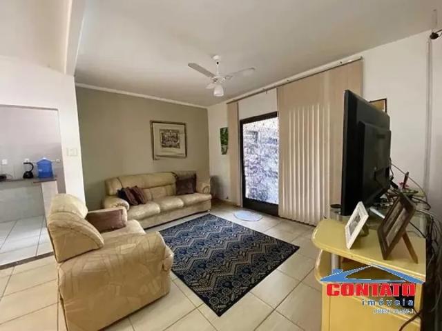 Venda de Casas / Padrão na cidade de São Carlos