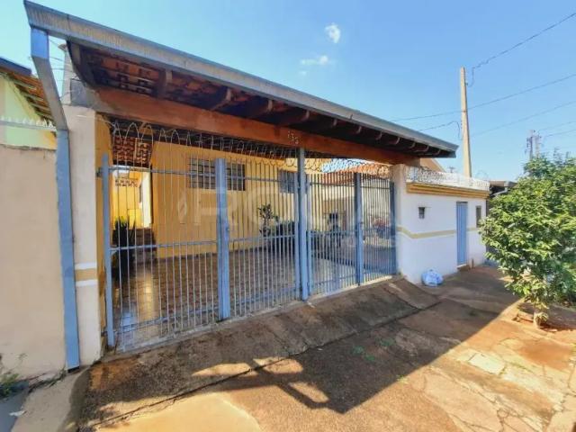 Venda de Casas / Padrão na cidade de São Carlos