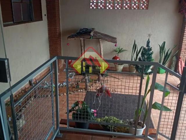 Venda de Casas / Padrão na cidade de Taubaté