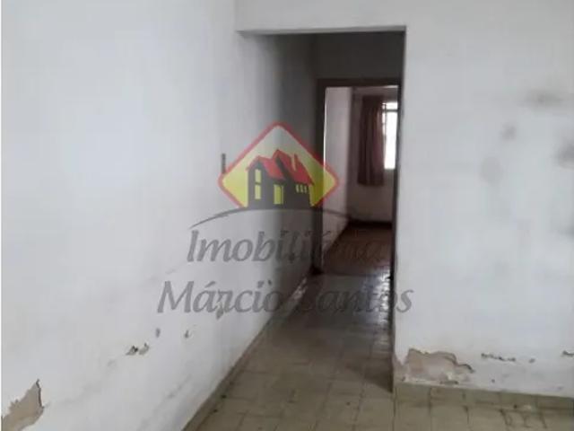 Venda de Casas / Padrão na cidade de Taubaté