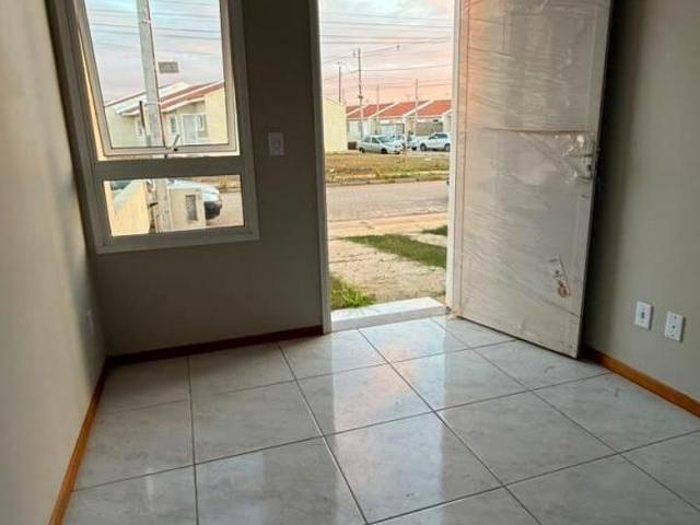 Venda de chave, casa à venda no bairro Jardim Betânia Cachoeirinha/RS