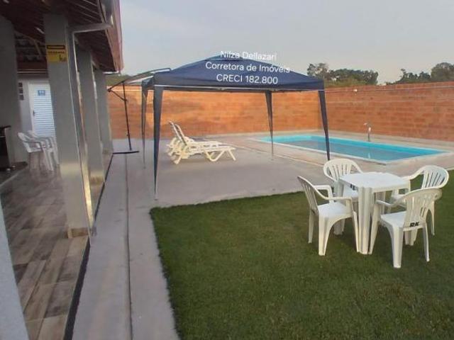 Venda de Chácara piscina churrasquira espaço de festas quarto 2 banheiros Eden Sorocaba SP