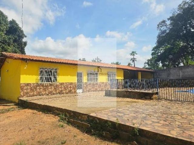 Venda de Espetacular Sítio com 7 Quartos e 2 Suítes na Vila Maria Regina, Juatuba MG: 3.240m², 5 Sal