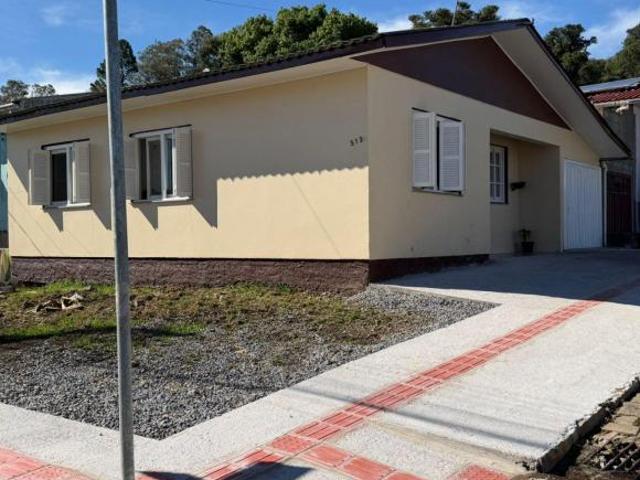 Venda de Imóvel em Farroupilha, Monte Pasqual com 2 Vagas de Garage