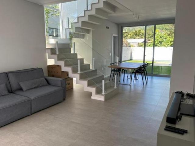 VENDA DE IMÓVEL EM SANTO ANDRÉ – OPORTUNIDADE URGENTE Casa sofisticada c