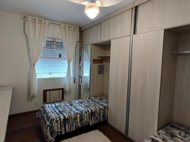 VENDA DE LINDO APARTAMENTO DE 118m2 COM 2 DORMS, SUÍTE, DEP. COMPLETA E VAGA DEM