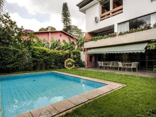 Venda de magnifica Casa Sobrado no Alto de Pinheiros SP com 4 suítes e piscina