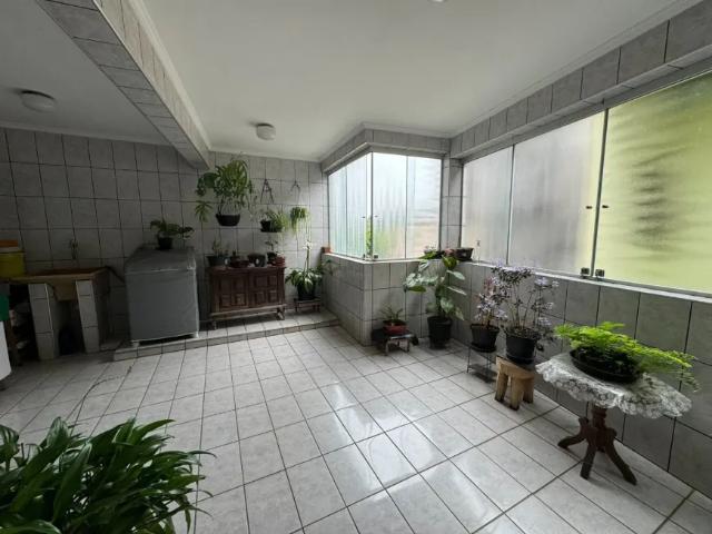 Venda de Sobrado com 286 m², na Rua Medeiros Furtado, Vila Formosa, Zona Leste de São Paulo