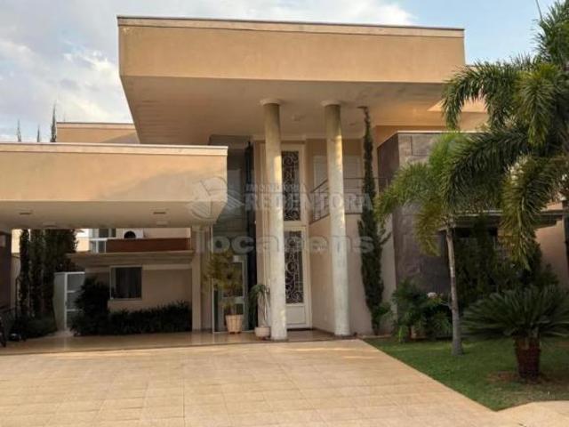Venda de Sobrado com elevador possuindo 4 dormitórios localizado no Condomínio Eco Village