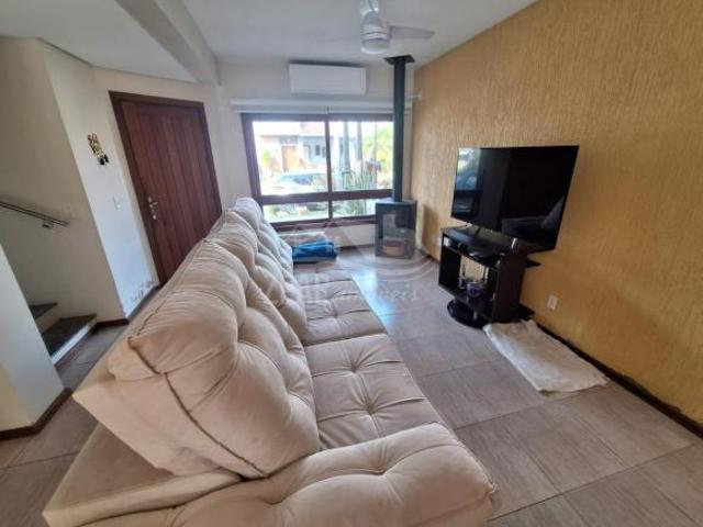 Venda de Sobrado em Condomínio na Hípica, Porto Alegre RS: 3 quartos, 2 salas, 2 banheiros, 1 vaga d