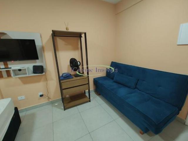 Venda de Studio mobiliado na Quadra da Praia no Gonzaga ? Localização Premium em Santos