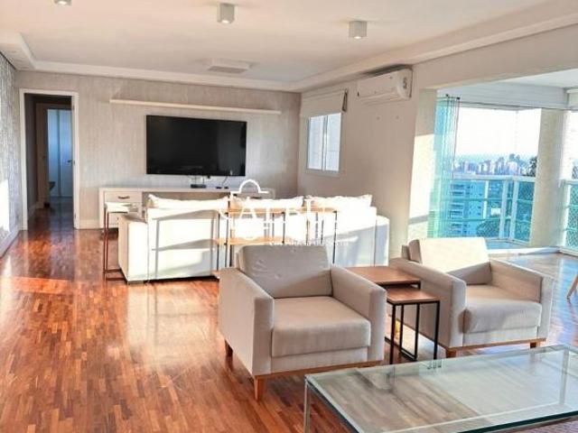 Venda e Locação de apartamento com 3 suítes 202m², Venda por 2.900.000,00 e Locação 17.500,00 o pac