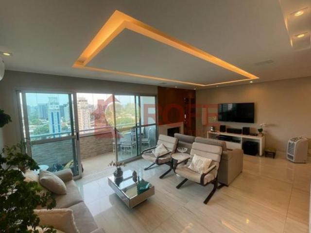 VENDA Edifício La Tour Lumiere de Courreges Moema | 170m² | 4 Suítes | 4 Vagas | Lazer com Tênis