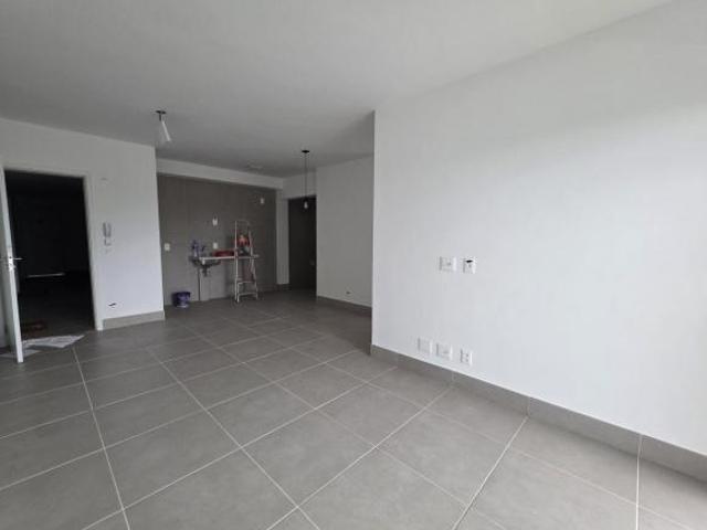 Venda, estuda proposta e parcelamento apartamento em Jardim São Lourenço