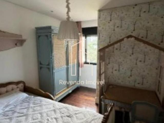 Venda Imperdível: Apartamento de Luxo com 3 Suítes e 4 Vagas na Vila Romana, São Paulo SP!