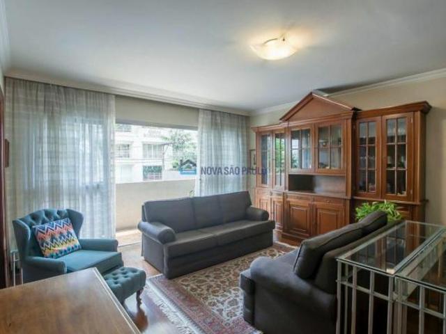 Venda. Itaim Bibi. Apartamento com 190M². 3 quartos. 2 Vagas