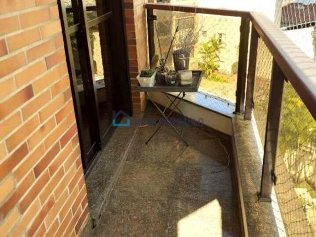 Venda. Itaim Bibi. Apartamento com 217m². 4 quartos/suítes. 3 vagas