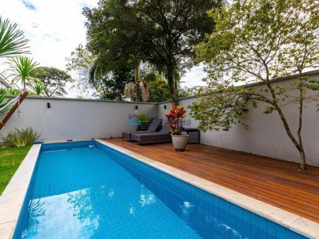 Venda. Jardim Cordeiro. Casa em condomínio com 424m². 4 quartos/suítes. 4 vagas