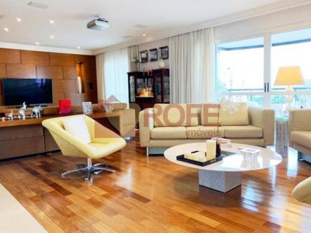 Venda La Roche Moema | 310m² sendo 4 suítes e 5 vagas | Lazer e localização excelentes