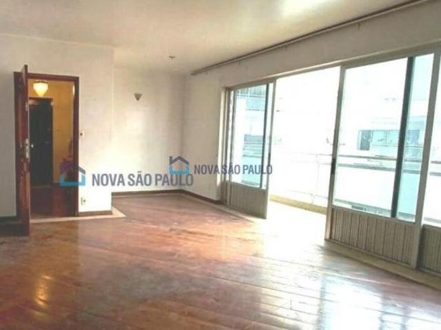 Venda. Moema Pássaros. Apartamento 114m². Dois quartos. Duas vagas