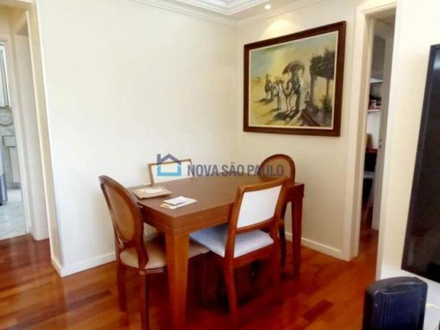 Venda. Moema Pássaros. Apartamento com 70m². 3 quartos. Uma vaga