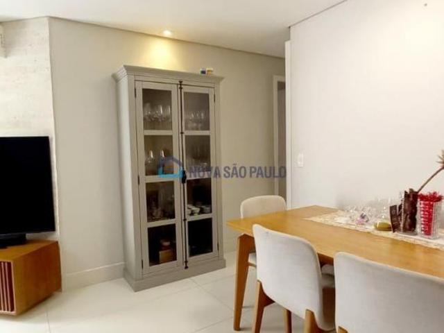 Venda. Moema Pássaros. Apartametno com 94m². 2 quartos. 1 suíte. 2 vagas