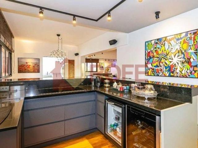 VENDA [Nome do Condomínio] Moema Pássaros | 297m² | 3 Suítes | 4 Vagas | Reforma de Luxo