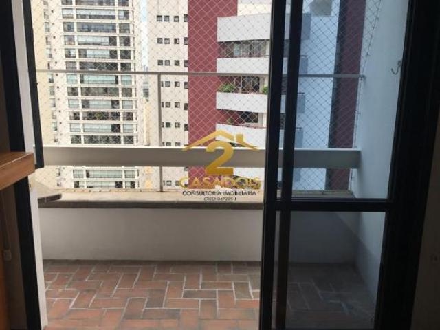 Venda ou Locação de Apartamento Dúplex de 70m² AU, 1 Quarto e 1 Vaga em Moema
