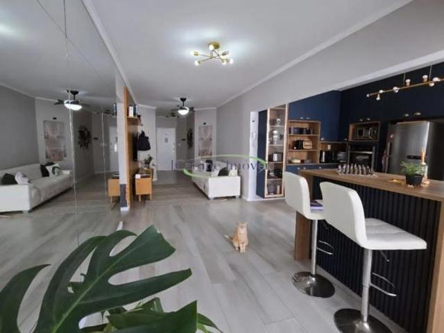Venda / Permuta de apartamento Ponta da Praia Santos SP Mobiliado, com 2 dormitórios, varanda, vis
