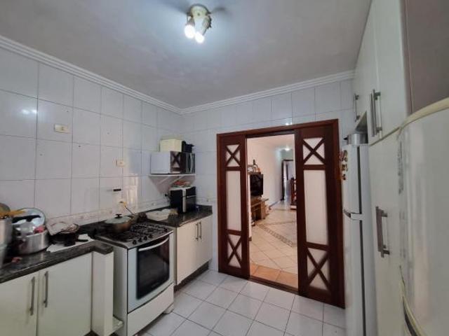 VENDA REGIÃO VILA SÔNIA SOBRADO 201m² 03 QUARTOS 01 SUÍTE E 04 VAGAS FL38