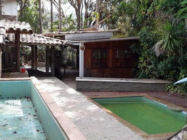 Venda, Sítio com 250.00m², 3 dormitório s, 6 vaga s. Santa Rita, Nova Lima