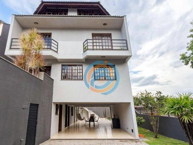 Venda | Sobrado com 6 quartos 352 m² área útil Vista Alegre