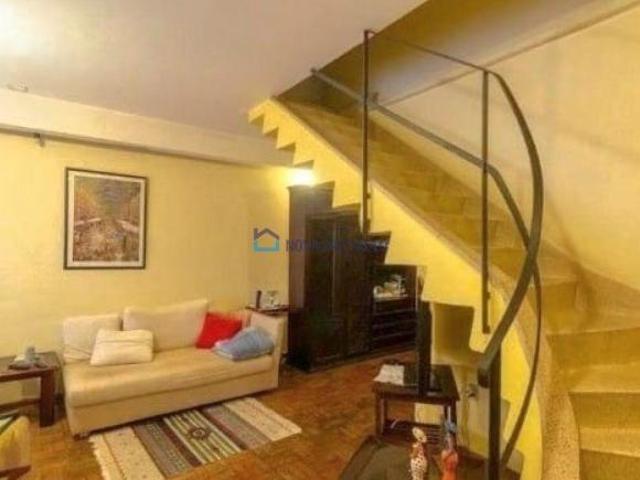 Venda. Casa/Sobradocom 120M². Campo Belo. 3 Quartos. 2 Vagas