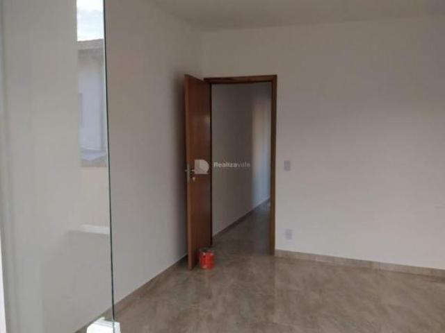 Sobrado à venda em São José dos Campos, Jardim das Indústrias, com 4 quartos, com 180 m²