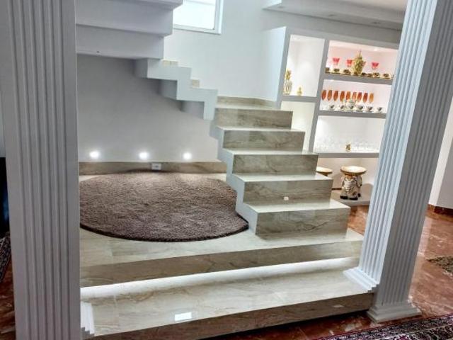Venda sobrado CONDOMÍNIO VILLA VERONA, ZONA LESTE,SOROCABA, sendo 4 dormitórios com suítes, pisci