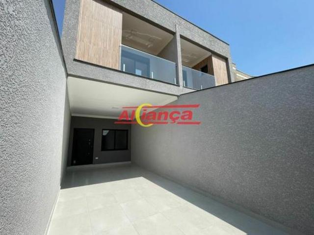 Venda Sobrado Luxuoso na Vila Carrão 158 m², 3 Suítes, 2 Vagas e Área Gourmet