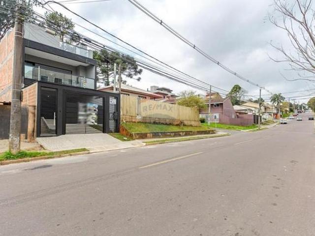 Venda | Sobrado Triplex Novo com 160m² no Braga 03 quartos com suite