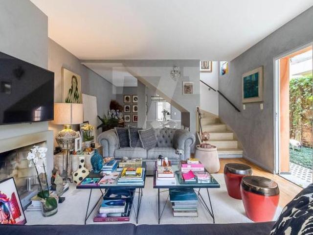 Venda Sobrado Vila Madalena 160 m2 a.u 2 dormitórios 2 suítes 1 vaga