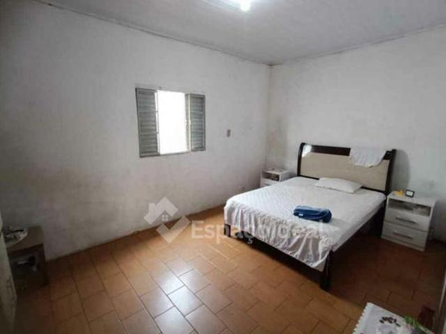 VENDE 2 CASAS NO MESMO TERRENO