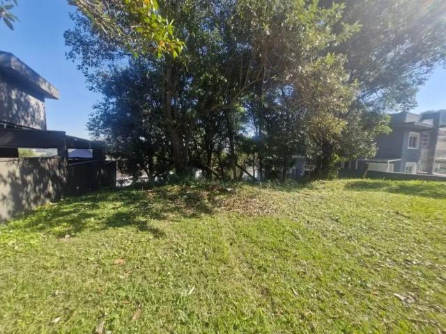 Vende terreno de 506 m2 na granja viana