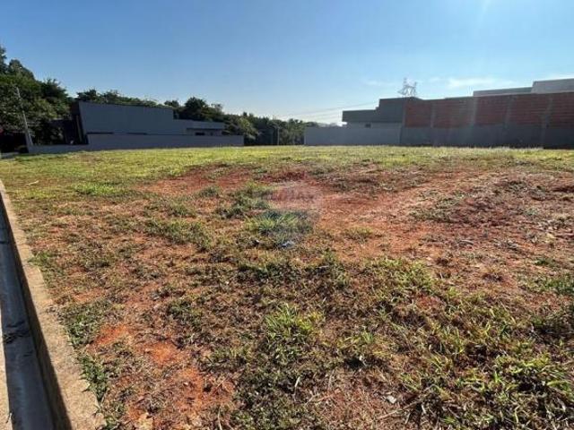 VENDE TERRENO 300 METROS JARDIM RECANTO DAS ÁGUAS
