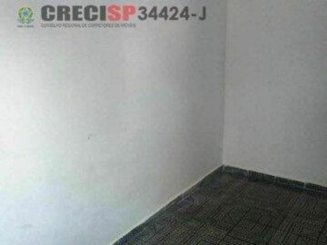 vende um apartamento. captado 13/04/2026